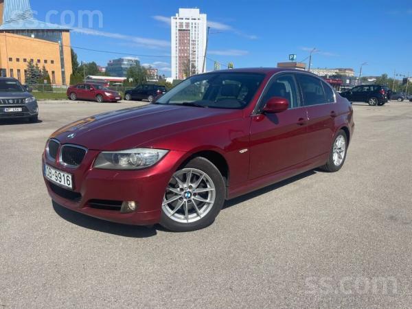 Red BMW 320 2011 in Riga, with an engine capacity of 2.00 L and mileage of 199 thousand km for 6950 €, photo 1 on AUTOMOTO.COM.LV