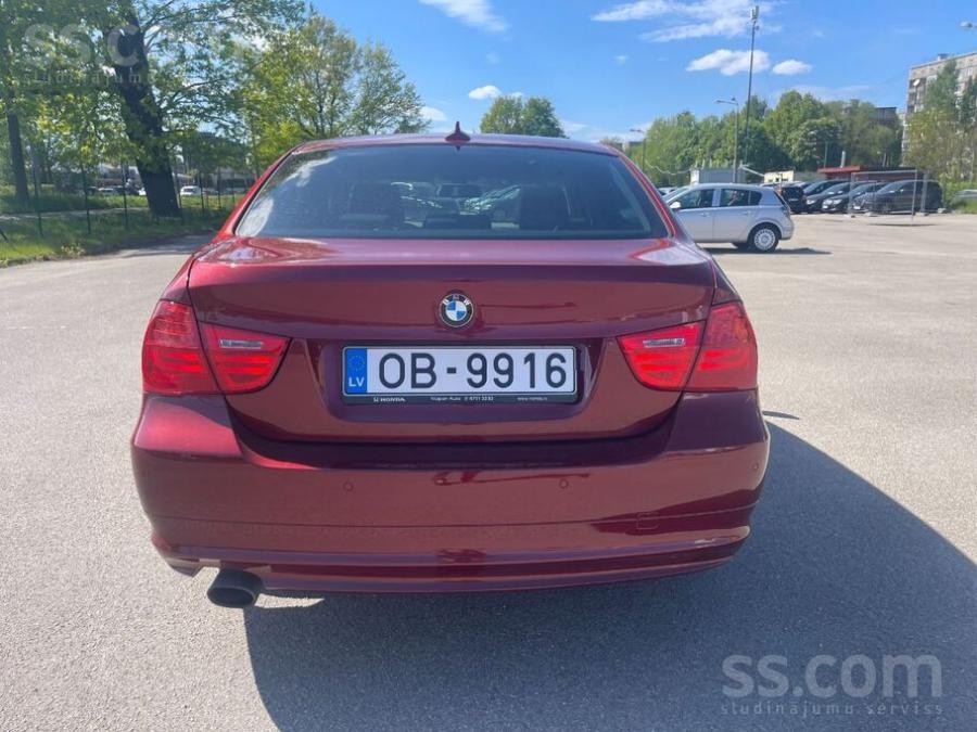 Sarkans BMW 320 2011 Rīga, ar dzinēja tilpumu 2.00 L un nobraukumu 199 tūkst. km par 6950 €, foto 4 vietnē AUTOMOTO.COM.LV