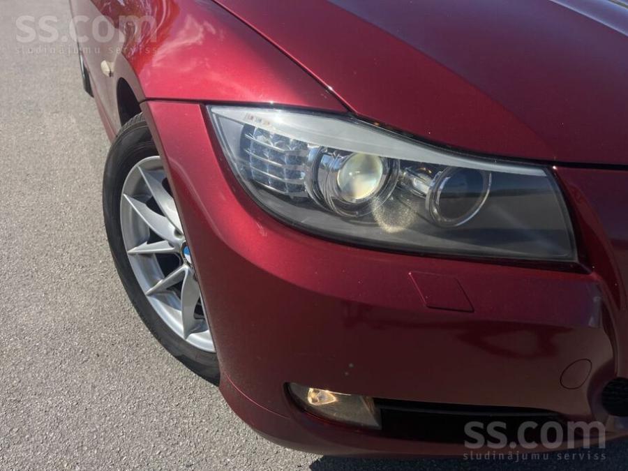 Sarkans BMW 320 2011 Rīga, ar dzinēja tilpumu 2.00 L un nobraukumu 199 tūkst. km par 6950 €, foto 18 vietnē AUTOMOTO.COM.LV
