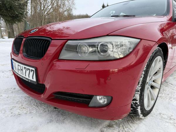 Red BMW 320 2011 in Marijampole, with an engine capacity of 2.00 L and mileage of 188 thousand km for 5800 €, photo 1 on AUTOMOTO.COM.LV