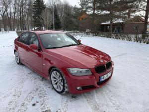 Red BMW 320 2011 in Marijampole, with an engine capacity of 2.00 L and mileage of 188 thousand km for 5800 €, photo 8 on AUTOMOTO.COM.LV