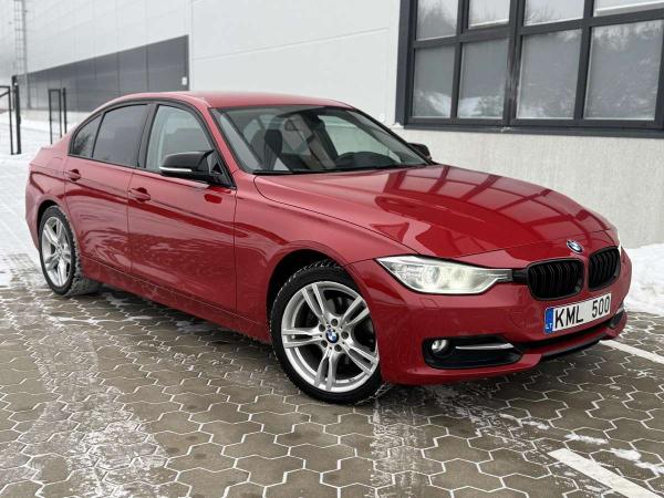 Red BMW 320 2012 in Vilnius, with an engine capacity of 2.00 L and mileage of 246 thousand km for 9990 €, photo 1 on AUTOMOTO.COM.LV