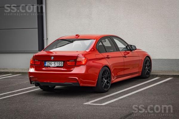 Red BMW 320 2012 in Riga, with an engine capacity of 2.00 L and mileage of 283 thousand km for 12950 €, photo 4 on AUTOMOTO.COM.LV