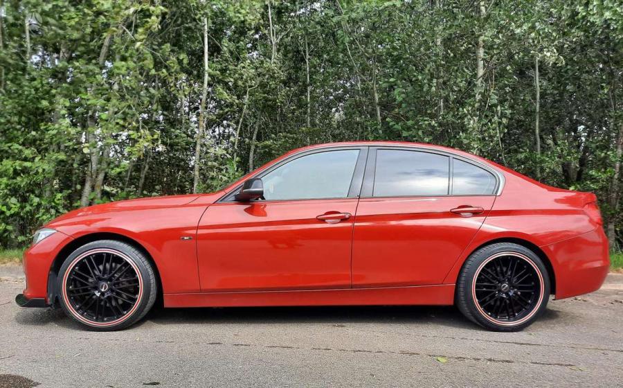 Sarkans BMW 320 2012 Viļņa, ar dzinēja tilpumu 2.00 L un nobraukumu 275 tūkst. km par 9250 €, foto 8 vietnē AUTOMOTO.COM.LV