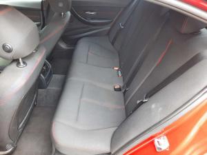 Sarkans BMW 320 2012 Viļņa, ar dzinēja tilpumu 2.00 L un nobraukumu 275 tūkst. km par 9250 €, foto 22 vietnē AUTOMOTO.COM.LV
