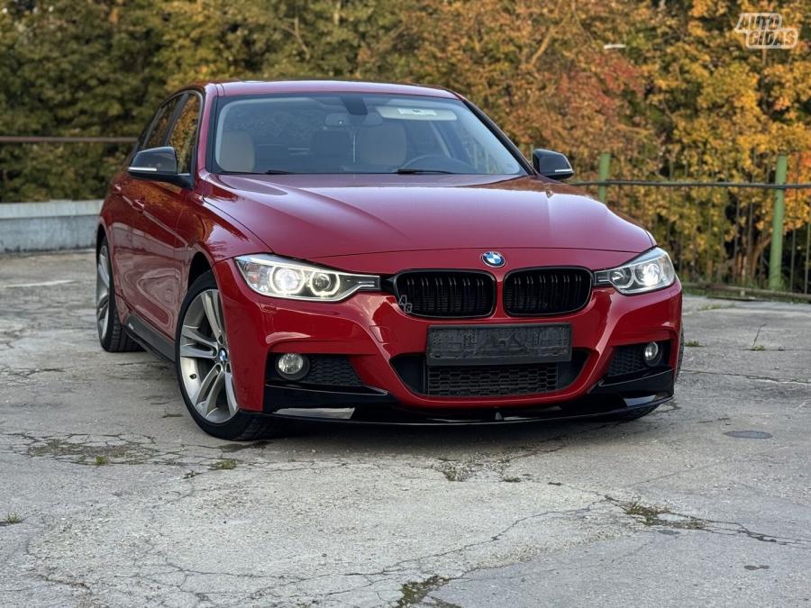 Red BMW 320 2014 in Vilnius, with an engine capacity of 2.00 L and mileage of 131 thousand km for 10900 €, photo 3 on AUTOMOTO.COM.LV