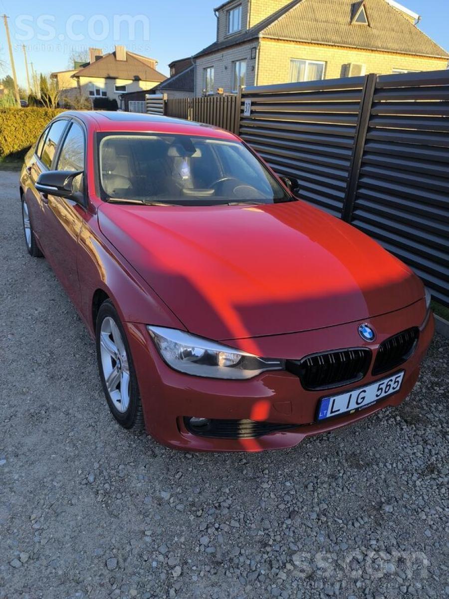 Sarkans BMW 320 2015 Panevēža, ar dzinēja tilpumu 2.00 L un nobraukumu 198 tūkst. km par 7200 €, foto 1 vietnē AUTOMOTO.COM.LV