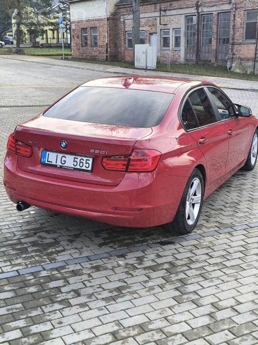 Sarkans BMW 320 2015 Panevēža, ar dzinēja tilpumu 2.00 L un nobraukumu 198 tūkst. km par 7200 €, foto 3 vietnē AUTOMOTO.COM.LV