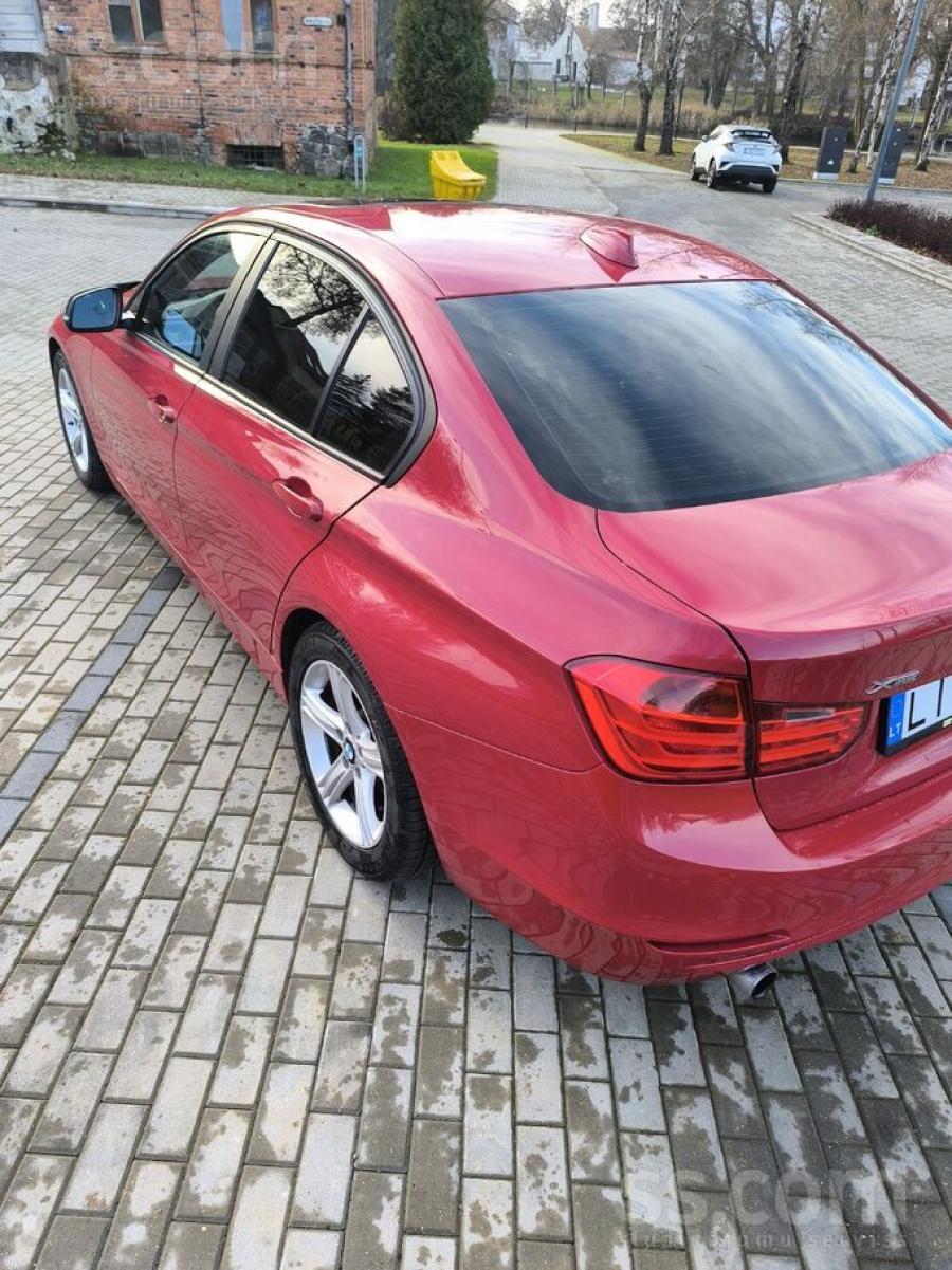Sarkans BMW 320 2015 Panevēža, ar dzinēja tilpumu 2.00 L un nobraukumu 198 tūkst. km par 7200 €, foto 4 vietnē AUTOMOTO.COM.LV