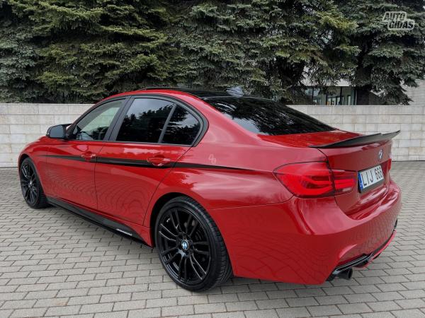 Red BMW 320 2016 in Vilnius, with an engine capacity of 2.00 L and mileage of 119 thousand km for 12300 €, photo 5 on AUTOMOTO.COM.LV