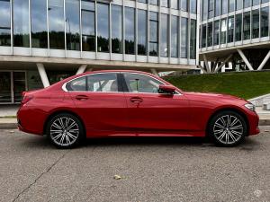 Sarkans BMW 320 2019 Viļņa, ar dzinēja tilpumu 2.00 L un nobraukumu 85 tūkst. km par 26500 €, foto 4 vietnē AUTOMOTO.COM.LV