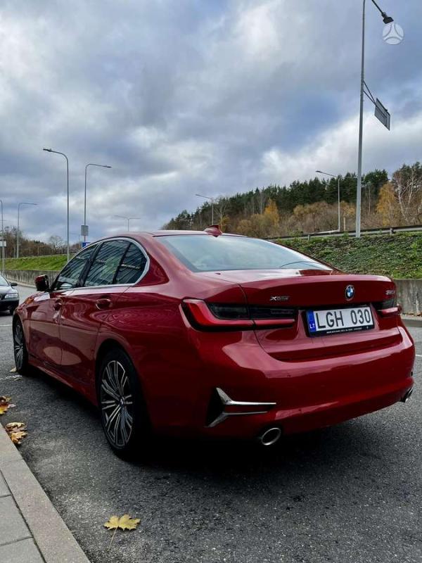 Red BMW 320 2019 in Vilnius, with an engine capacity of 2.00 L and mileage of 85 thousand km for 26500 €, photo 6 on AUTOMOTO.COM.LV
