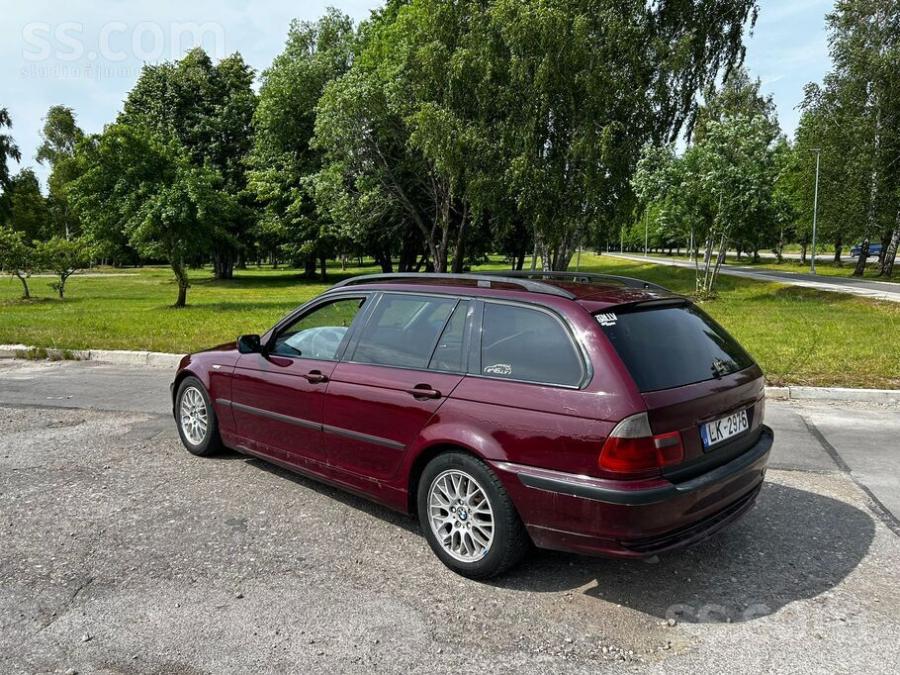 Red BMW 320 2001 in Liepaja, with an engine capacity of 2.00 L and mileage of 445 thousand km for 1000 €, photo 2 on AUTOMOTO.COM.LV
