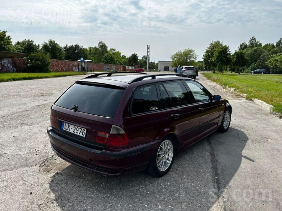 Red BMW 320 2001 in Liepaja, with an engine capacity of 2.00 L and mileage of 445 thousand km for 1000 €, photo 3 on AUTOMOTO.COM.LV