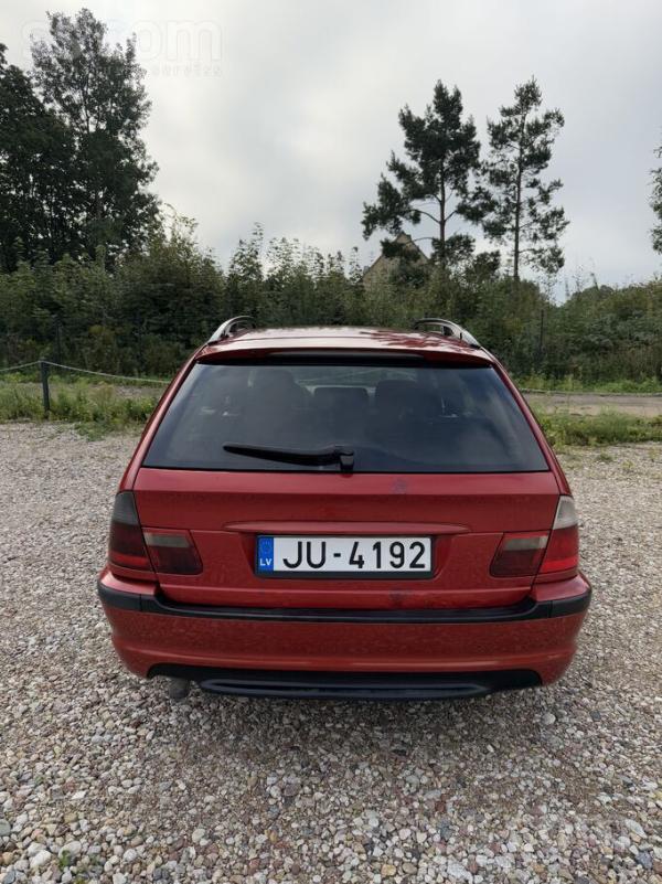 Red BMW 320 2002 in Tukums, with an engine capacity of 2.00 L and mileage of 360 thousand km for 1999 €, photo 7 on AUTOMOTO.COM.LV