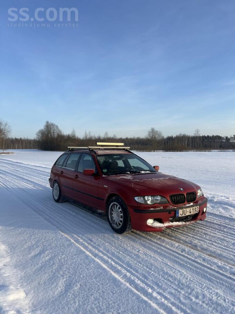 Red BMW 320 2002 in Riga, with an engine capacity of 2.00 L and mileage of 386 thousand km for 2400 €, photo 1 on AUTOMOTO.COM.LV