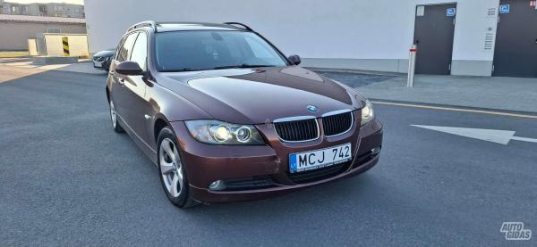 Красный БМВ 320 2006 в Каунас, объемом двигателя 2.00 л и пробегом 409 тыс. км за 2500 €, фото 2 на AUTOMOTO.COM.LV