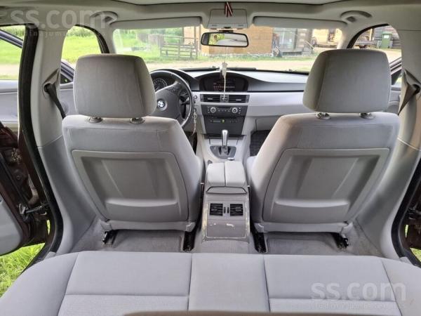 Sarkans BMW 320 2006 Rīga, ar dzinēja tilpumu 2.00 L un nobraukumu 334 tūkst. km par 3000 €, foto 4 vietnē AUTOMOTO.COM.LV