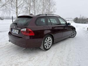 Sarkans BMW 320 2007 Kauņa, ar dzinēja tilpumu 0.00 L un nobraukumu 375 tūkst. km par 3150 €, foto 3 vietnē AUTOMOTO.COM.LV
