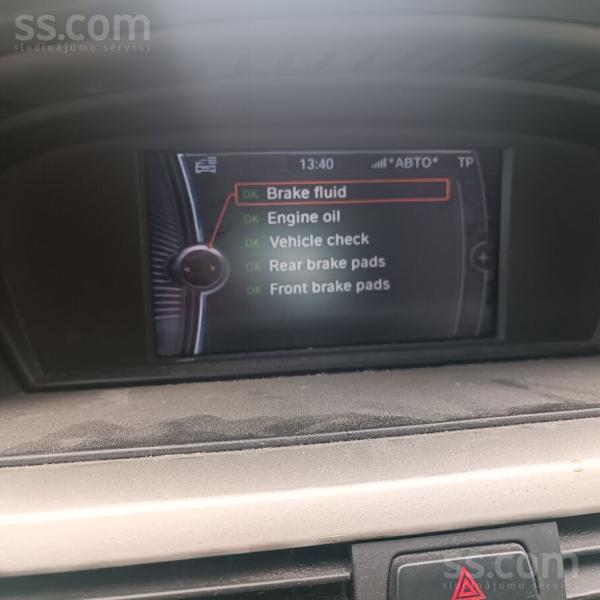 Sarkans BMW 320 2009 Rīga, ar dzinēja tilpumu 2.00 L un nobraukumu 300 tūkst. km par 5000 €, foto 4 vietnē AUTOMOTO.COM.LV