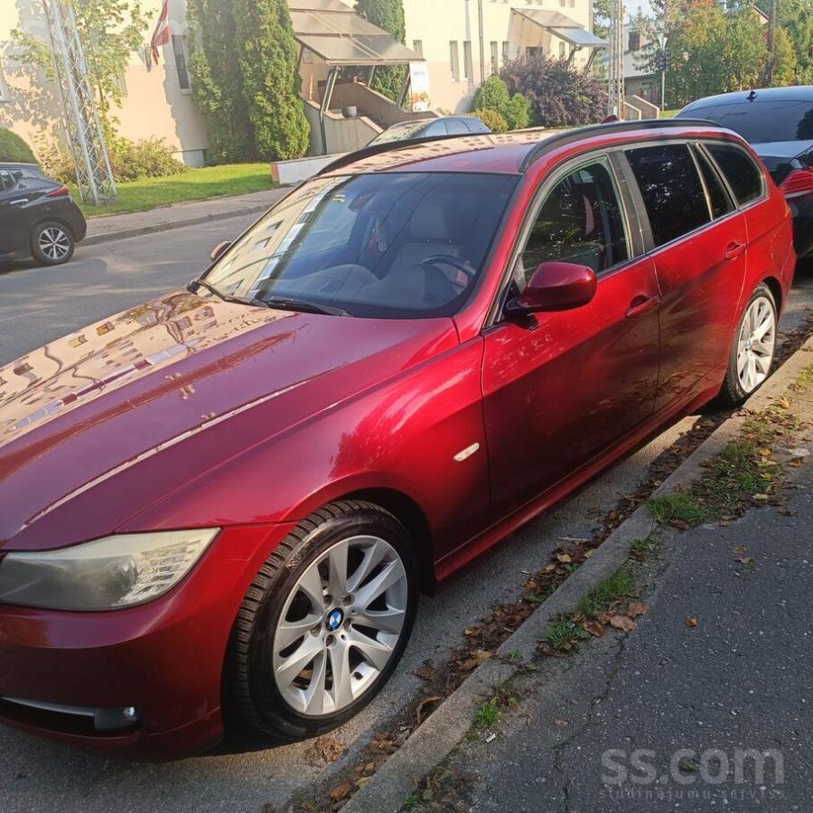 Красный БМВ 320 2009 в Рига, объемом двигателя 2.00 л и пробегом 300 тыс. км за 4650 €, фото 1 на AUTOMOTO.COM.LV