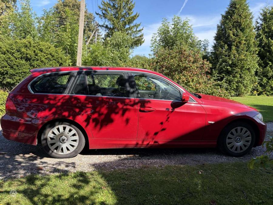 Sarkans BMW 320 2009 Birštonas, ar dzinēja tilpumu 2.00 L un nobraukumu 292 tūkst. km par 2350 €, foto 6 vietnē AUTOMOTO.COM.LV
