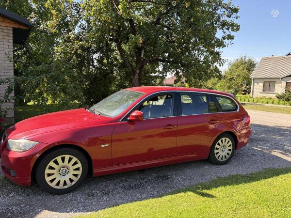 Sarkans BMW 320 2009 Birštonas, ar dzinēja tilpumu 2.00 L un nobraukumu 292 tūkst. km par 2350 €, foto 7 vietnē AUTOMOTO.COM.LV