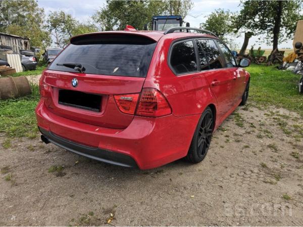 Красный БМВ 320 2010 в Рига, объемом двигателя 2.00 л и пробегом 285 тыс. км за 3700 €, фото 6 на AUTOMOTO.COM.LV