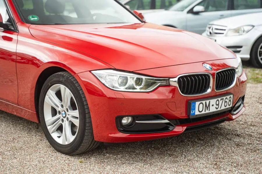 Sarkans BMW 320 2012 Liepāja, ar dzinēja tilpumu 2.00 L un nobraukumu 250 tūkst. km par 9100 €, foto 15 vietnē AUTOMOTO.COM.LV