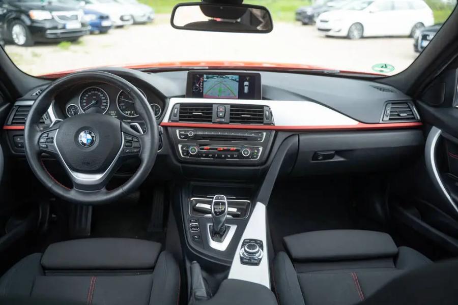 Sarkans BMW 320 2012 Liepāja, ar dzinēja tilpumu 2.00 L un nobraukumu 250 tūkst. km par 9100 €, foto 17 vietnē AUTOMOTO.COM.LV