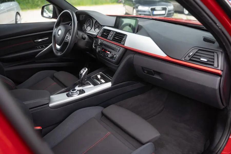 Sarkans BMW 320 2012 Liepāja, ar dzinēja tilpumu 2.00 L un nobraukumu 250 tūkst. km par 9100 €, foto 20 vietnē AUTOMOTO.COM.LV