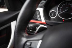 Sarkans BMW 320 2012 Liepāja, ar dzinēja tilpumu 2.00 L un nobraukumu 250 tūkst. km par 9100 €, foto 40 vietnē AUTOMOTO.COM.LV