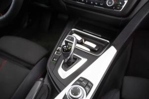Sarkans BMW 320 2012 Liepāja, ar dzinēja tilpumu 2.00 L un nobraukumu 250 tūkst. km par 9100 €, foto 42 vietnē AUTOMOTO.COM.LV