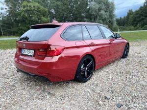 Red BMW 320 2012 in Cesis, with an engine capacity of 2.00 L and mileage of 0 thousand km for 7770 €, photo 3 on AUTOMOTO.COM.LV
