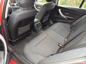 Red BMW 320 2012 in Siauliai, with an engine capacity of 2.00 L and mileage of 380 thousand km for 3950 €, photo 9 on AUTOMOTO.COM.LV