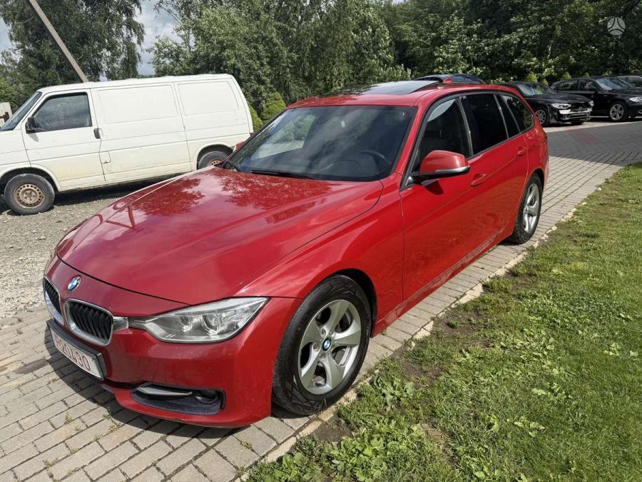 Sarkans BMW 320 2013 Kauņa, ar dzinēja tilpumu 2.00 L un nobraukumu 340 tūkst. km par 6650 €, foto 4 vietnē AUTOMOTO.COM.LV