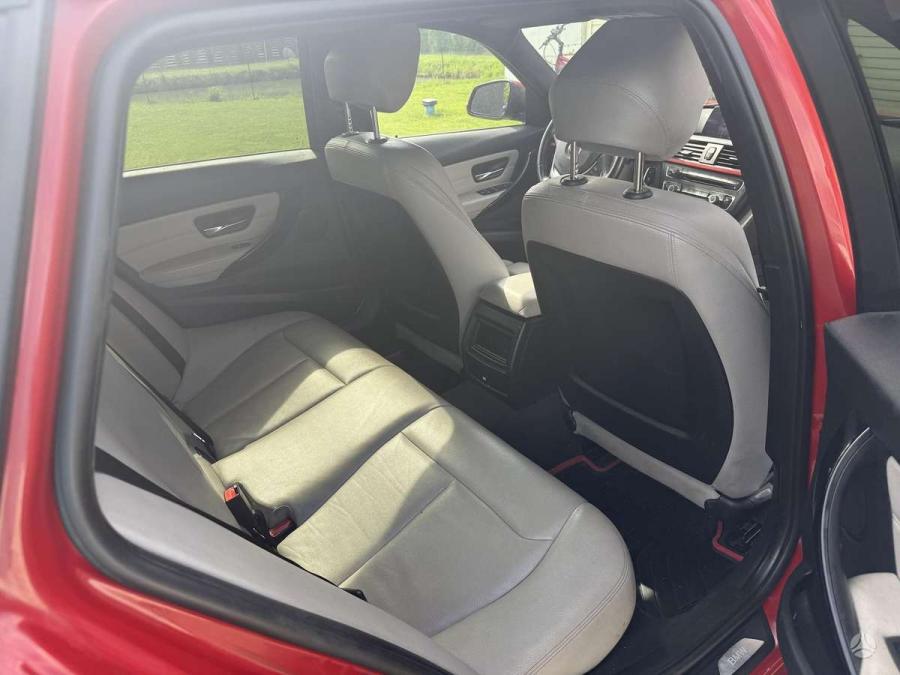 Sarkans BMW 320 2013 Kauņa, ar dzinēja tilpumu 2.00 L un nobraukumu 340 tūkst. km par 6650 €, foto 12 vietnē AUTOMOTO.COM.LV