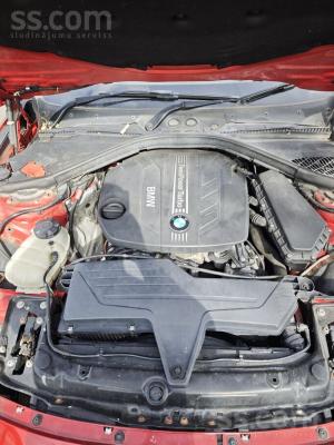 Red BMW 320 2013 in Jelgava, with an engine capacity of 2.00 L and mileage of 310 thousand km for 2850 €, photo 12 on AUTOMOTO.COM.LV