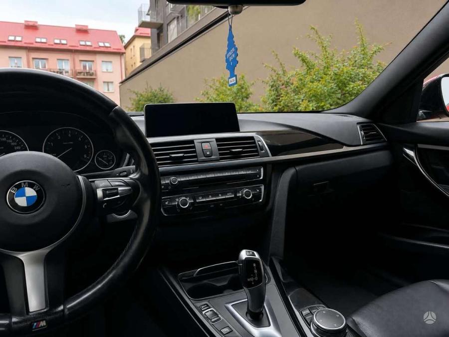 Sarkans BMW 320 2016 Viļņa, ar dzinēja tilpumu 2.00 L un nobraukumu 285 tūkst. km par 9499 €, foto 12 vietnē AUTOMOTO.COM.LV