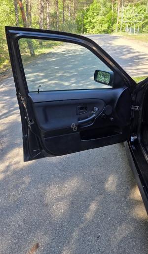 BMW 320 1991 in Visaginas, with an engine capacity of 2.00 L and mileage of 280 thousand km for 3550 €, photo 16 on AUTOMOTO.COM.LV