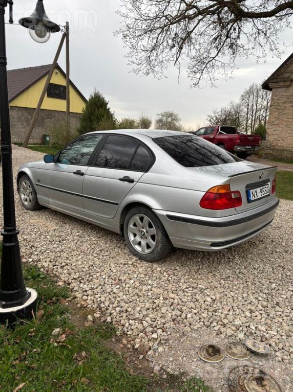 BMW 320 1998 in Jelgava, with an engine capacity of 2.00 L and mileage of 260 thousand km for 2050 €, photo 7 on AUTOMOTO.COM.LV
