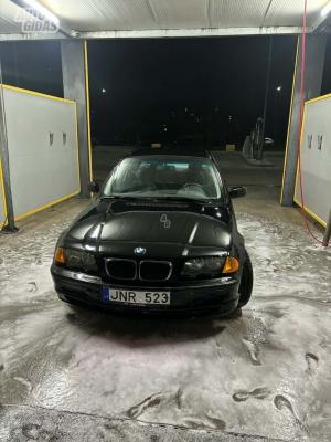 BMW 320 1999 in Kaunas, with an engine capacity of 2.00 L and mileage of 350 thousand km for 900 €, photo  on AUTOMOTO.COM.LV