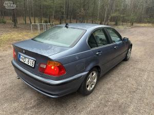BMW 320 2000 in Vilnius, with an engine capacity of 2.20 L and mileage of 199 thousand km for 999 €, photo 3 on AUTOMOTO.COM.LV