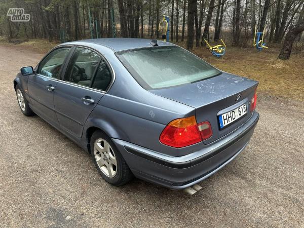 BMW 320 2000 Viļņa, ar dzinēja tilpumu 2.20 L un nobraukumu 199 tūkst. km par 999 €, foto 4 vietnē AUTOMOTO.COM.LV
