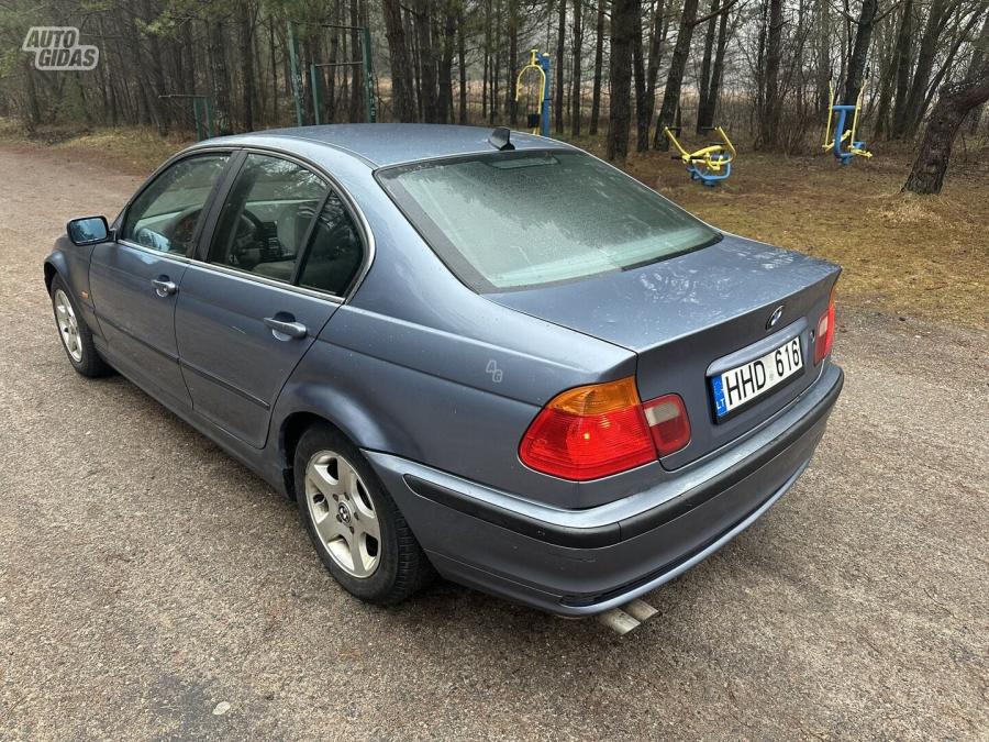 BMW 320 2000 in Vilnius, with an engine capacity of 2.20 L and mileage of 199 thousand km for 999 €, photo 4 on AUTOMOTO.COM.LV