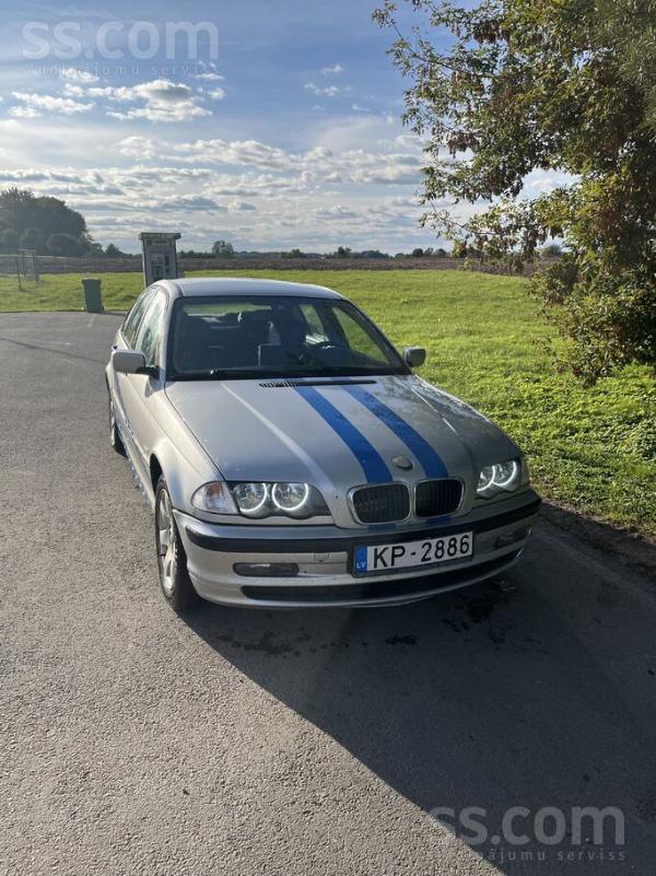 BMW 320 2000 in Bauska, with an engine capacity of 2.00 L and mileage of 371 thousand km for 1200 €, photo 1 on AUTOMOTO.COM.LV