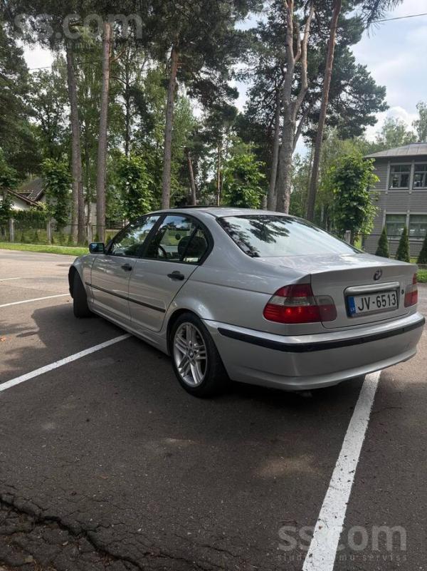 BMW 320 2001 Rīga, ar dzinēja tilpumu 2.00 L un nobraukumu 275 tūkst. km par 2500 €, foto 4 vietnē AUTOMOTO.COM.LV