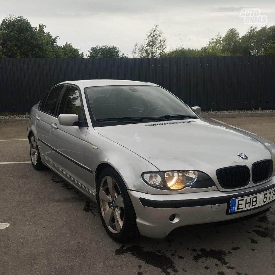 BMW 320 2003 in Kaunas, with an engine capacity of 2.00 L and mileage of 390 thousand km for 999 €, photo 11 on AUTOMOTO.COM.LV