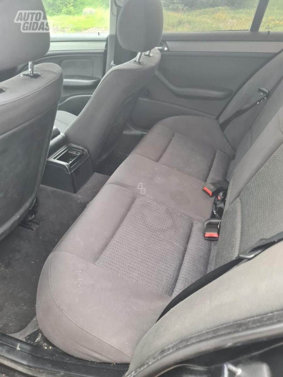 BMW 320 2003 Klaipėda, ar dzinēja tilpumu 2.00 L un nobraukumu 353 tūkst. km par 1550 €, foto 6 vietnē AUTOMOTO.COM.LV