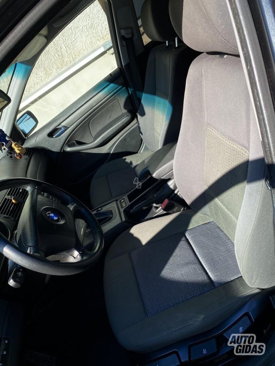 BMW 320 2003 Pasvalys, ar dzinēja tilpumu 2.00 L un nobraukumu 331 tūkst. km par 2300 €, foto 17 vietnē AUTOMOTO.COM.LV
